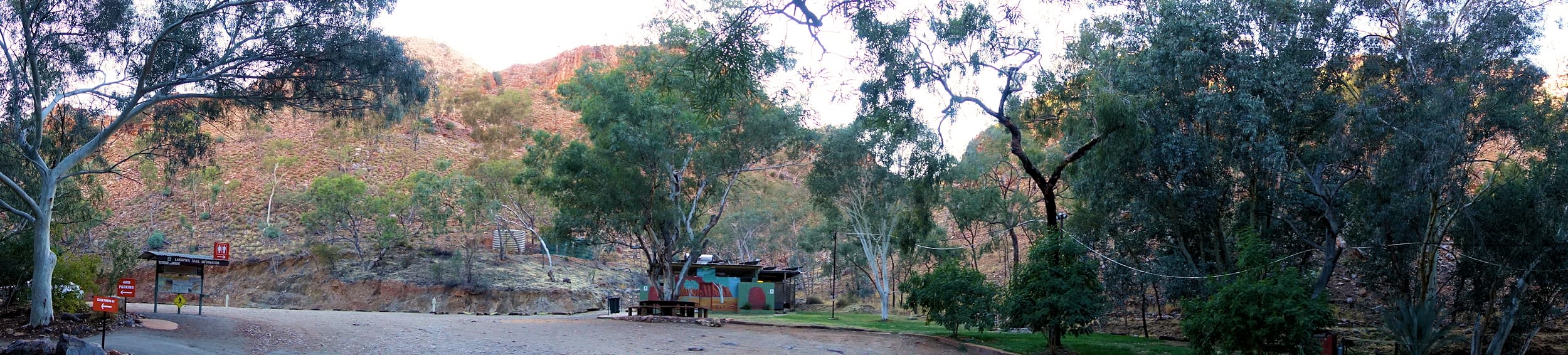 Standley Chasm – Ausemade