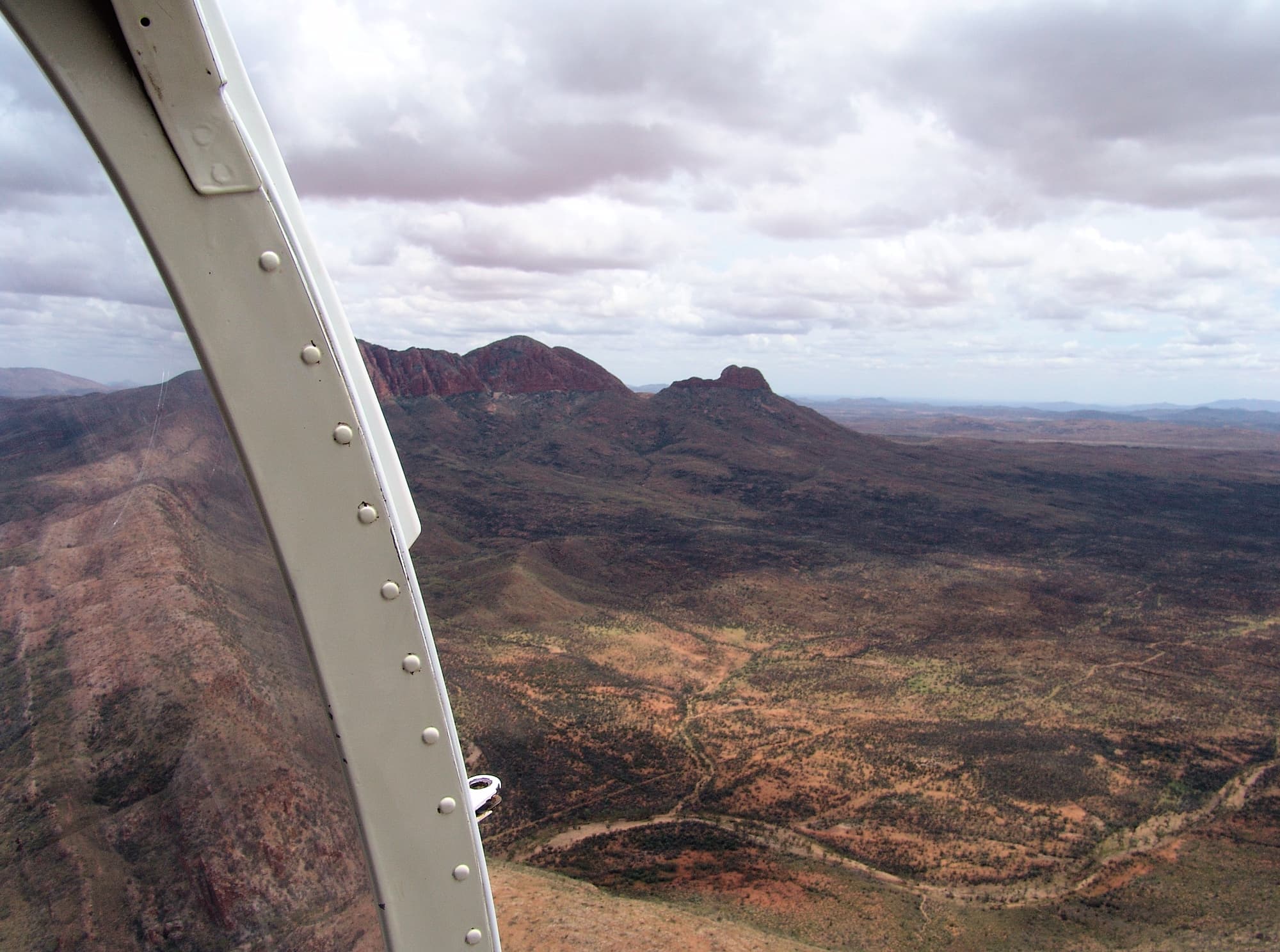 Mount Sonder / Rwetyepme – Ausemade