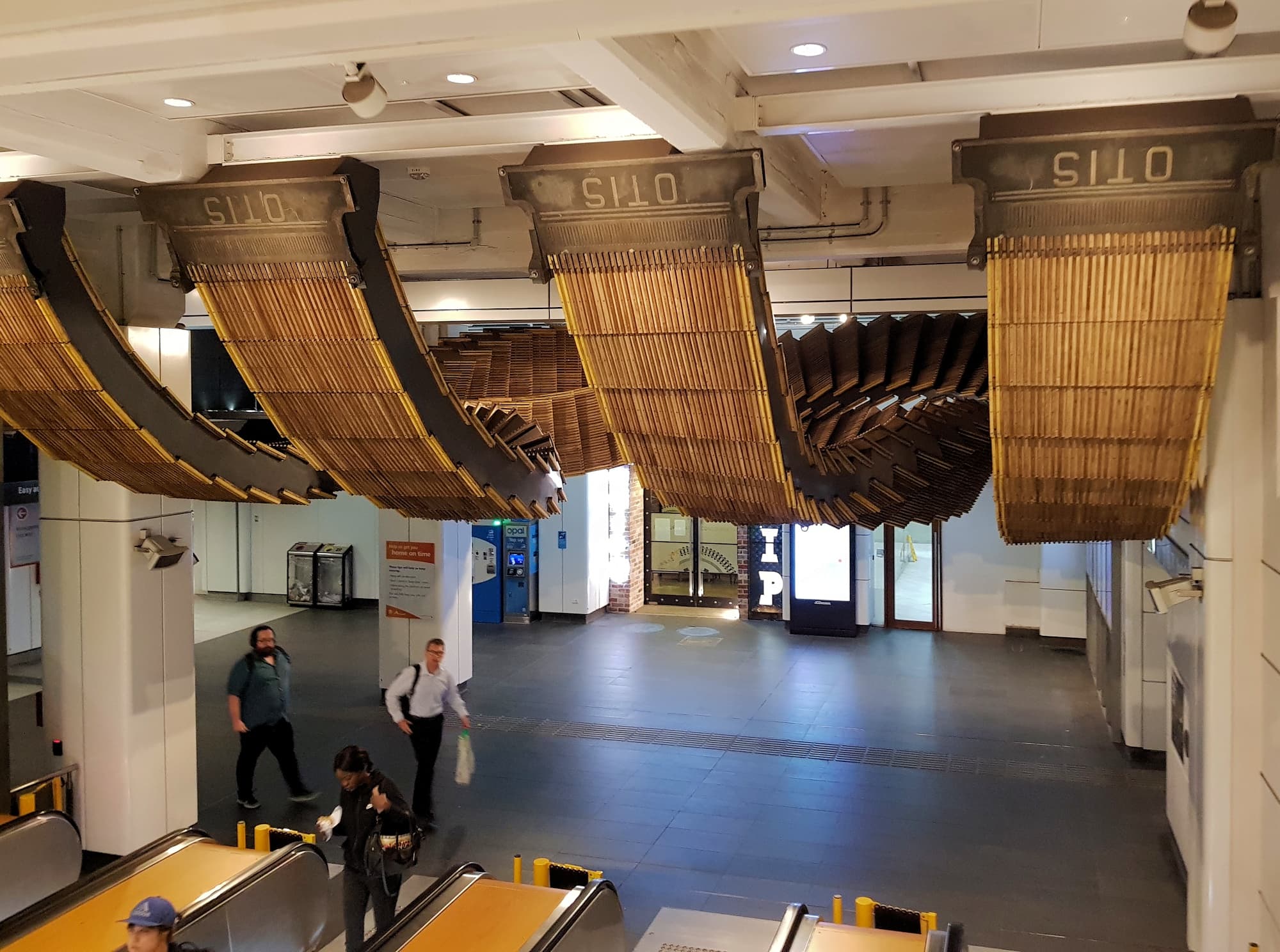 Interloop – Ausemade