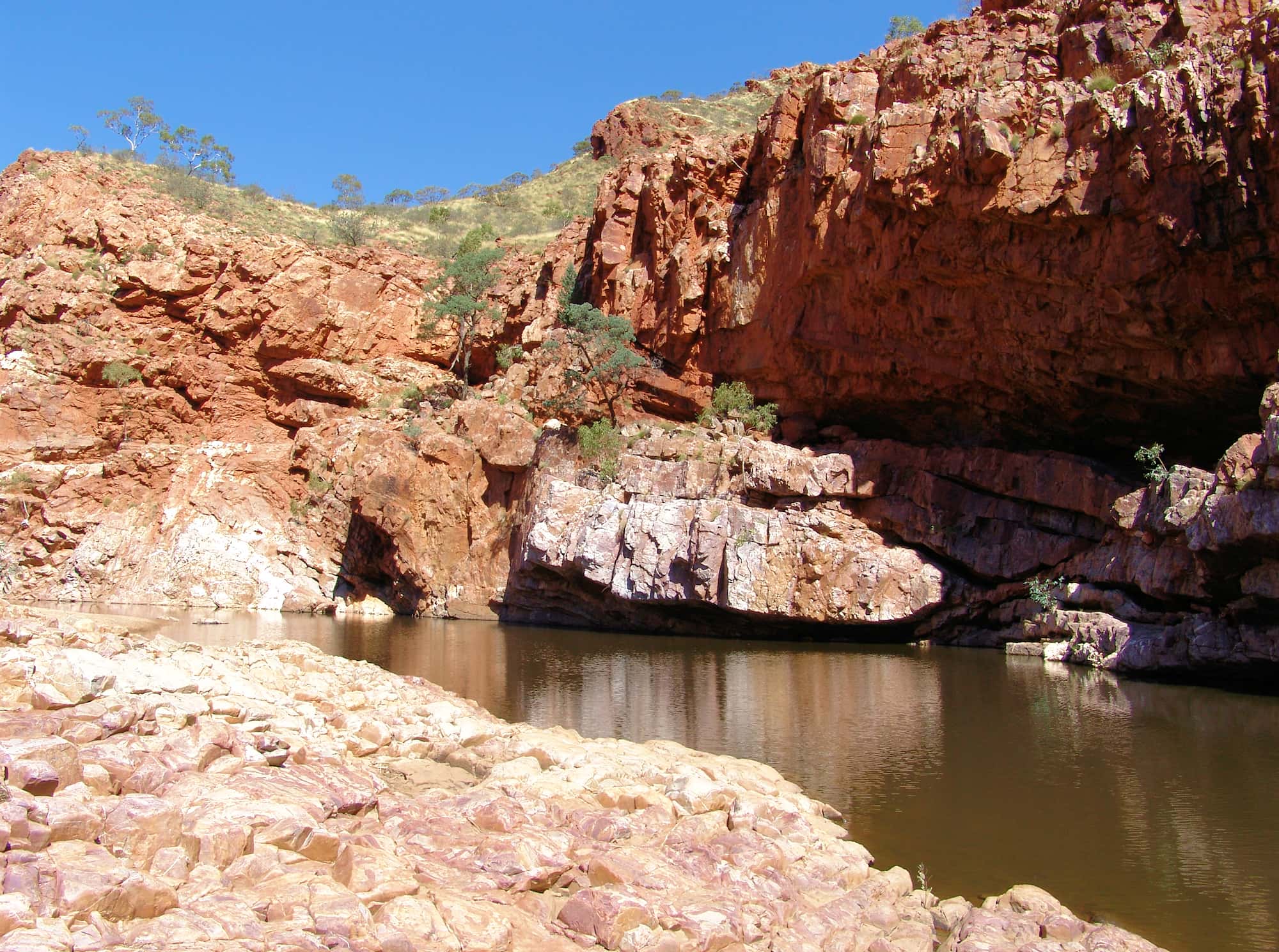 Ormiston Gorge & Pound – Ausemade