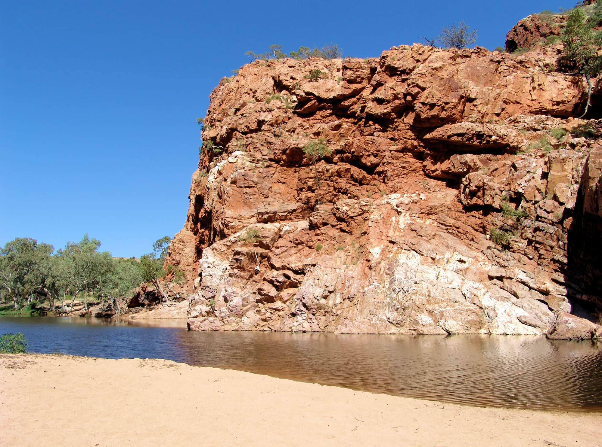 Ormiston Gorge & Pound – Ausemade