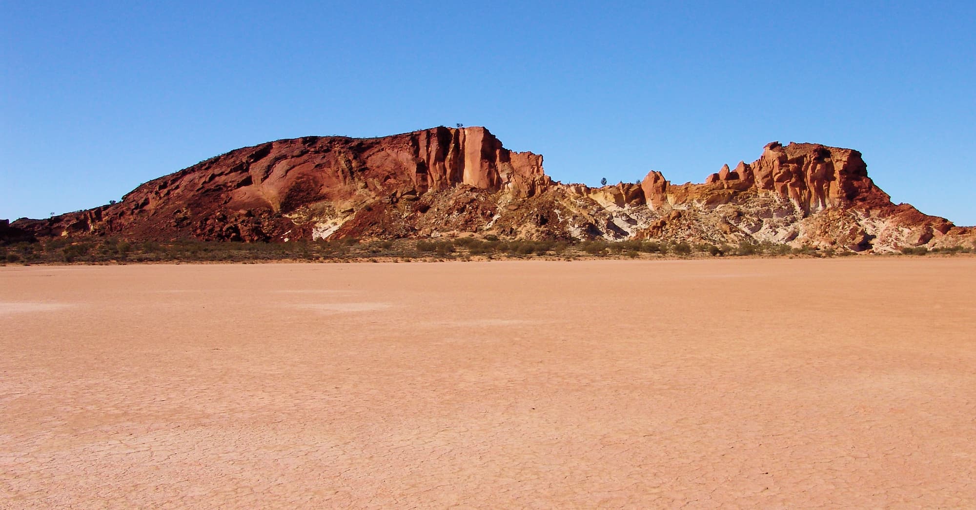 Wurre / Rainbow Valley Landscape – Ausemade