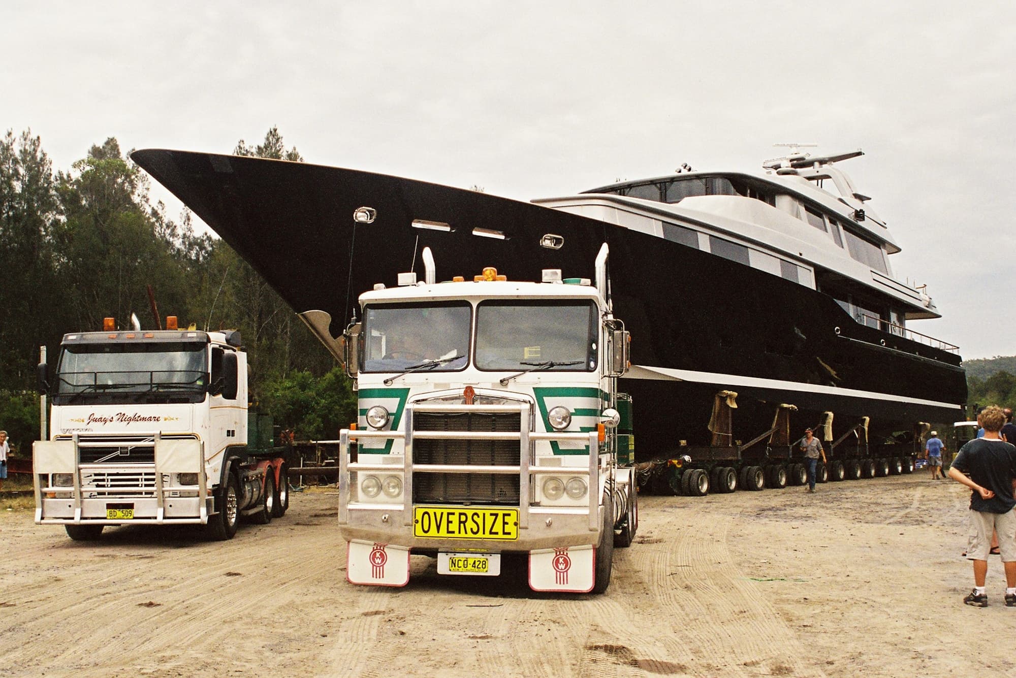 Snapshots Road Trains in Australia – Ausemade
